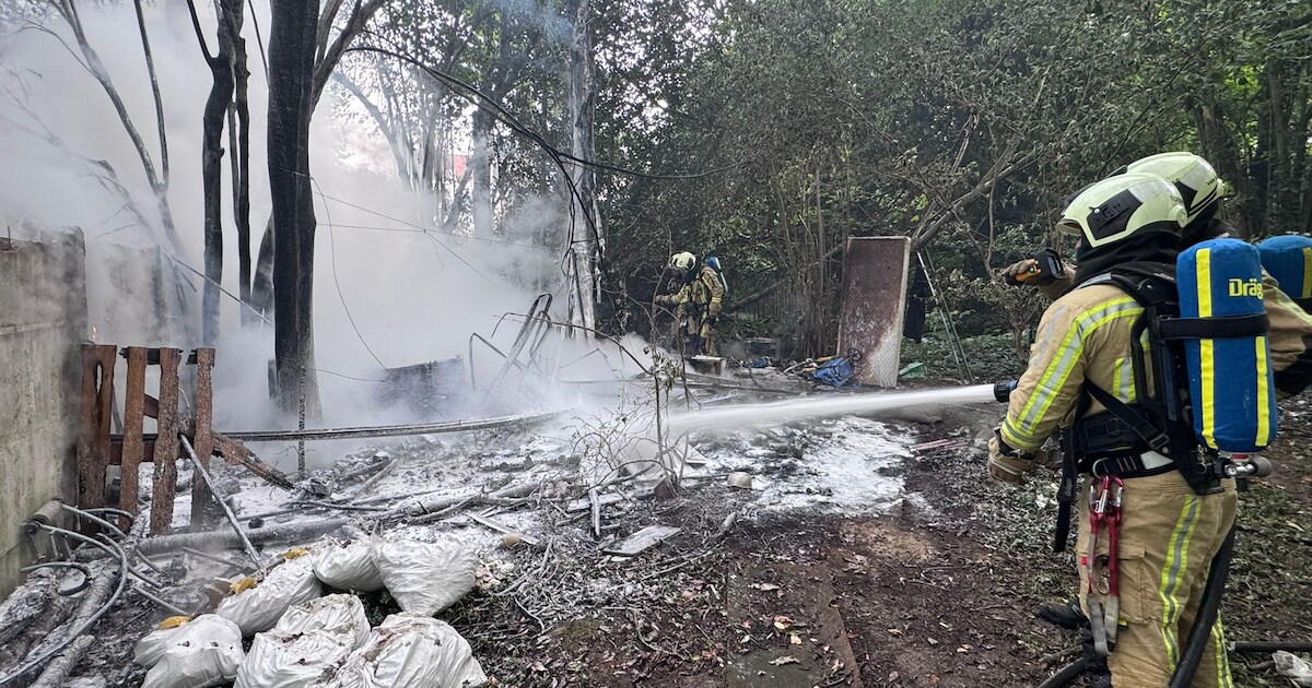 Man gewond bij brand in houten barak in Anderlecht | Brussel | HLN.be