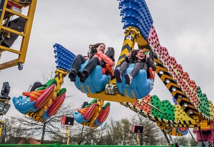 Laatste weekend om Paasfoor te bezoeken, Nelson Mandelaplein goed ...