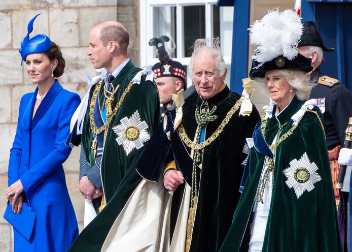 Britten erg verontrust door gezondheidnieuws Kate en Charles: “Dit is ...