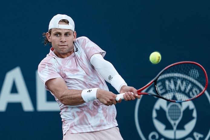 Tennistalent Alexander Blockx (20) boekt in Cincinnati eerste zege op ...