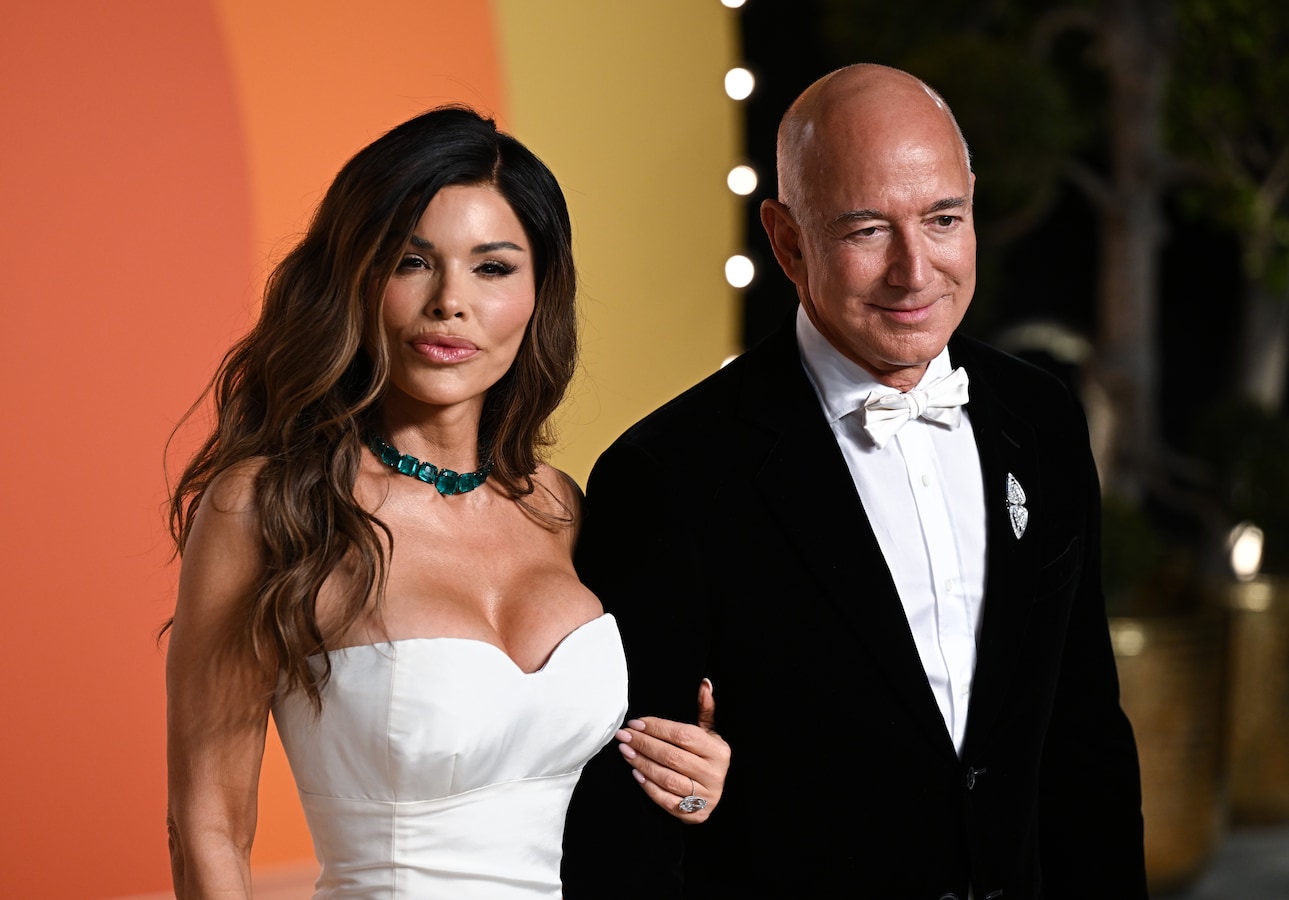 Hun affaire begon toen ze beiden nog getrouwd waren: Jeff Bezos palmt ...