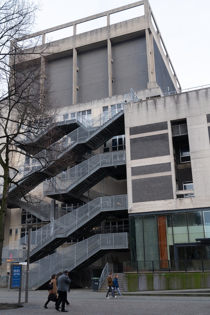 Bedoeld als cultuurtempel, maar bekend als ‘den bunker’: wat zal er ...