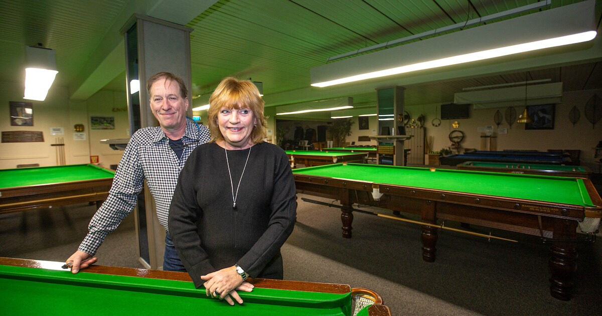 Dirk en Catherine nemen na 35 jaar afscheid van Snooker Birmingham ...