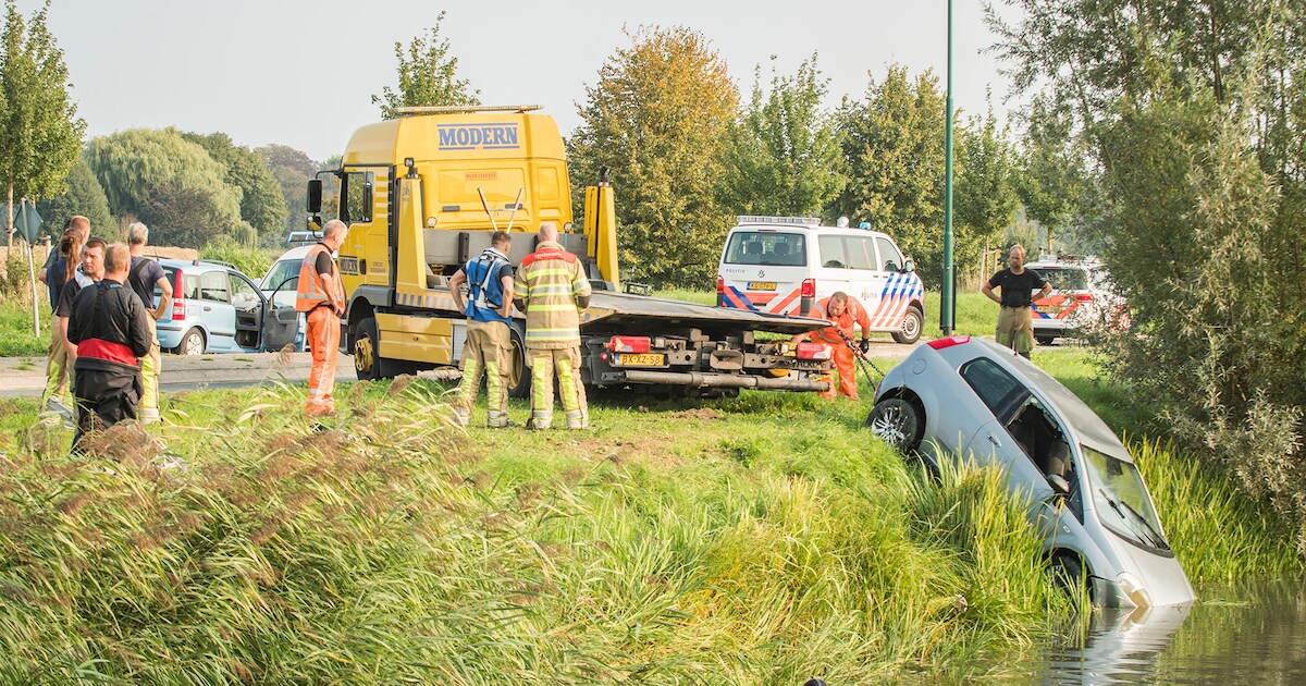 Nederlandse Belinda twijfelt geen seconde en springt in water om moeder ...