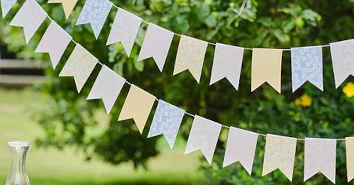 Vlaggenlijn van 1 kilometer tijdens Week van de Opvoeding | Vorselaar ...