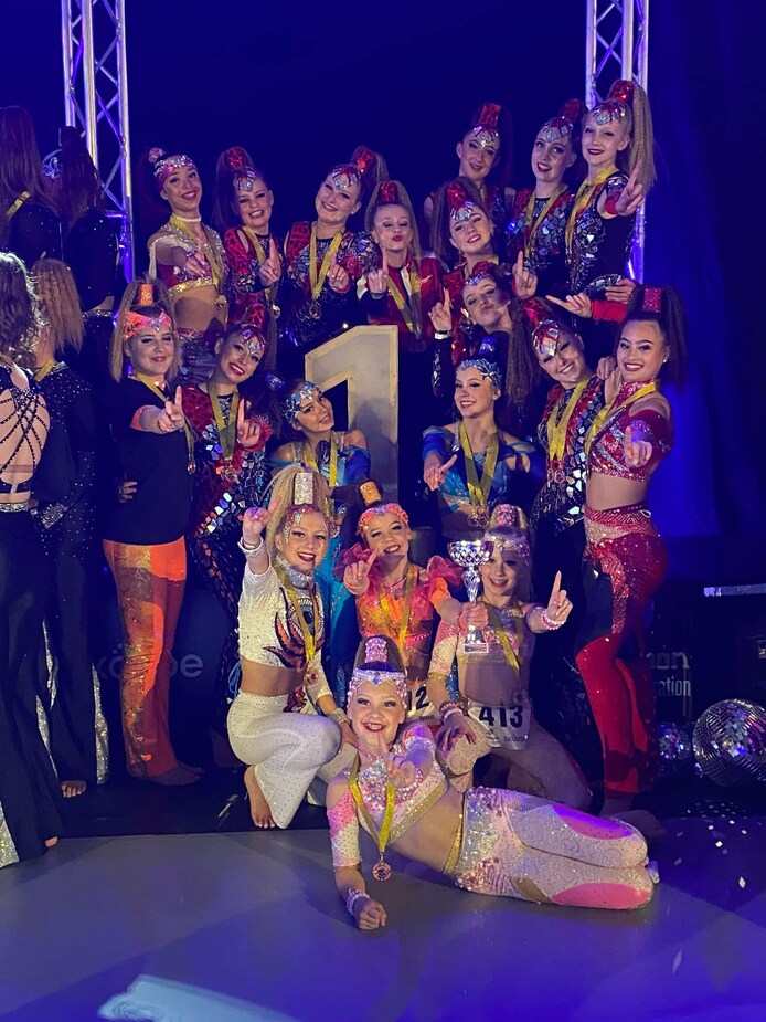 Brugse dansschool Rose De Leyn valt meermaals in de prijzen op Europees ...