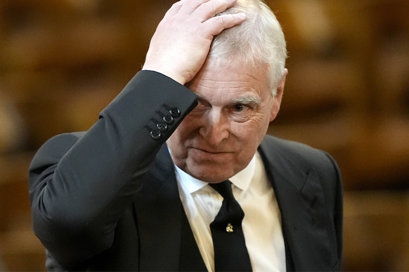 Geen koninklijke uitvaart, wel graf naast ‘vergeten’ royal: ex-prins ...