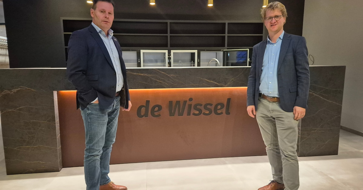 Foyer van CC De Wissel zit in nieuw jasje | Wingene | HLN.be