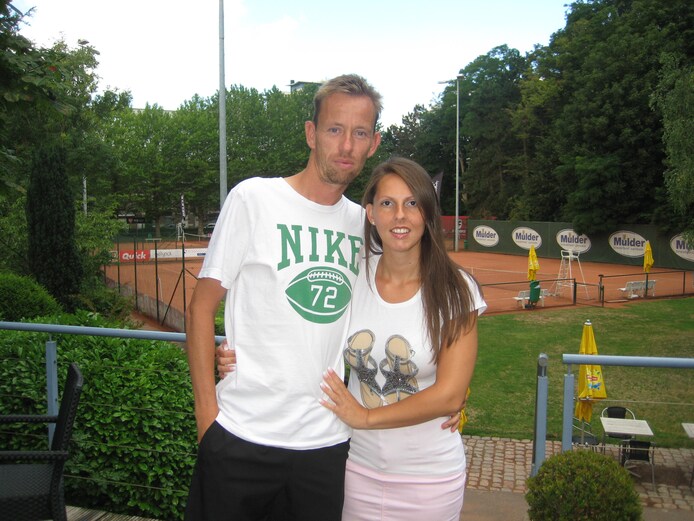 Dirk en Daphné laten Tennisclub Roeselare over aan sportbedrijf van ...