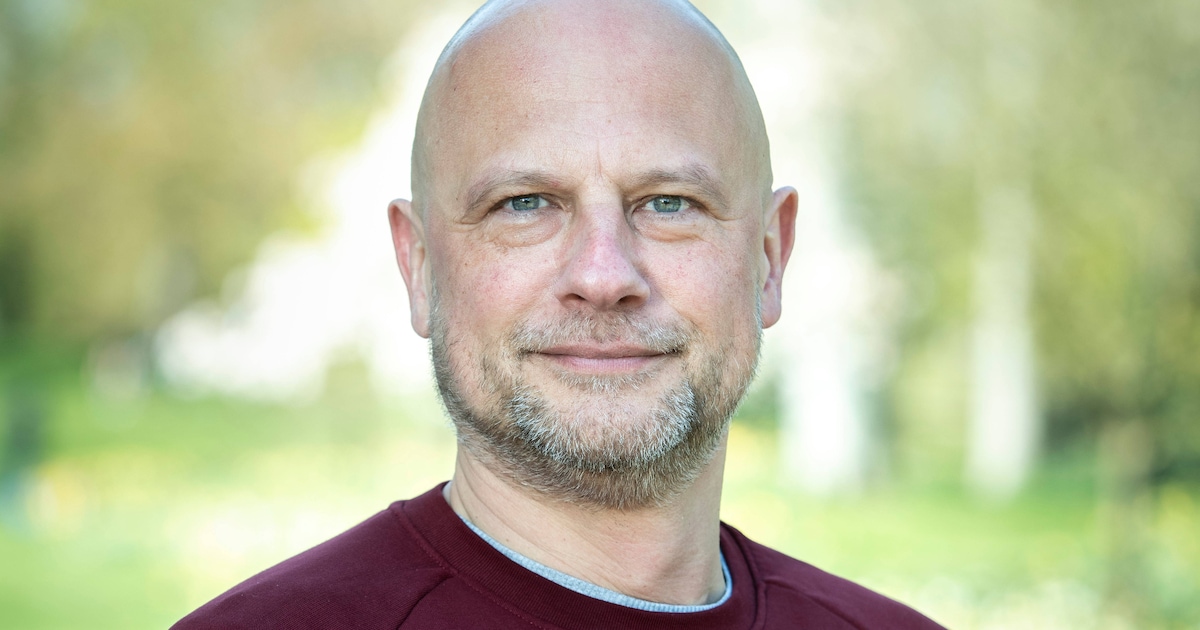 Raf Van Brussel deelt emotioneel verhaal na operaties en stoma: “Angst ...