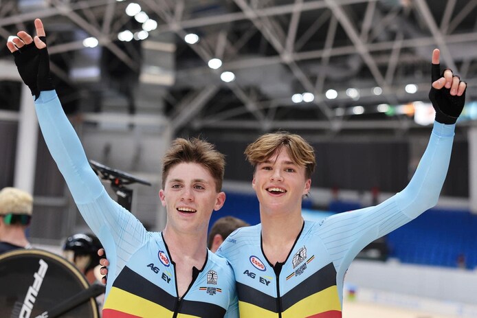 Nolan Huysmans wordt wereldkampioen ploegkoers: “Het is ongelofelijk ...