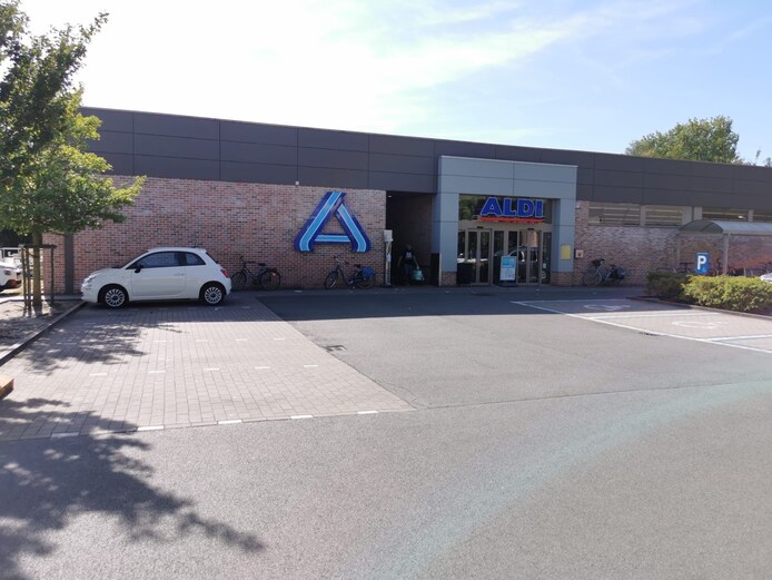 ALDI opent tijdelijke outletwinkel met non-foodartikelen langs Baron Ruzettelaan | Brugge | hln.be