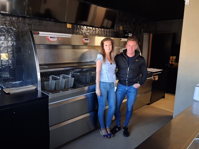 Frituur ‘t Gouden Moment wordt overgenomen, huidige uitbaters emigreren ...