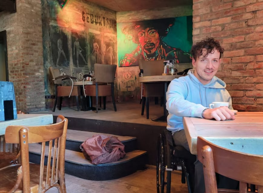 Sander Deckx (31) schrijft geschiedenis met hoofdrol in West End ...