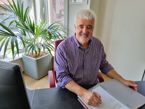 Bruno Tuybens is ereburgemeester van Zwalm | Zwalm | HLN.be