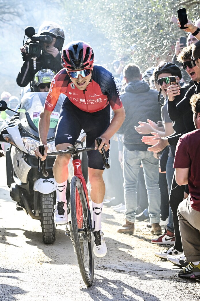 Pidcock zet riant salaris met Strade-winst kracht bij: “Tom heeft een ...