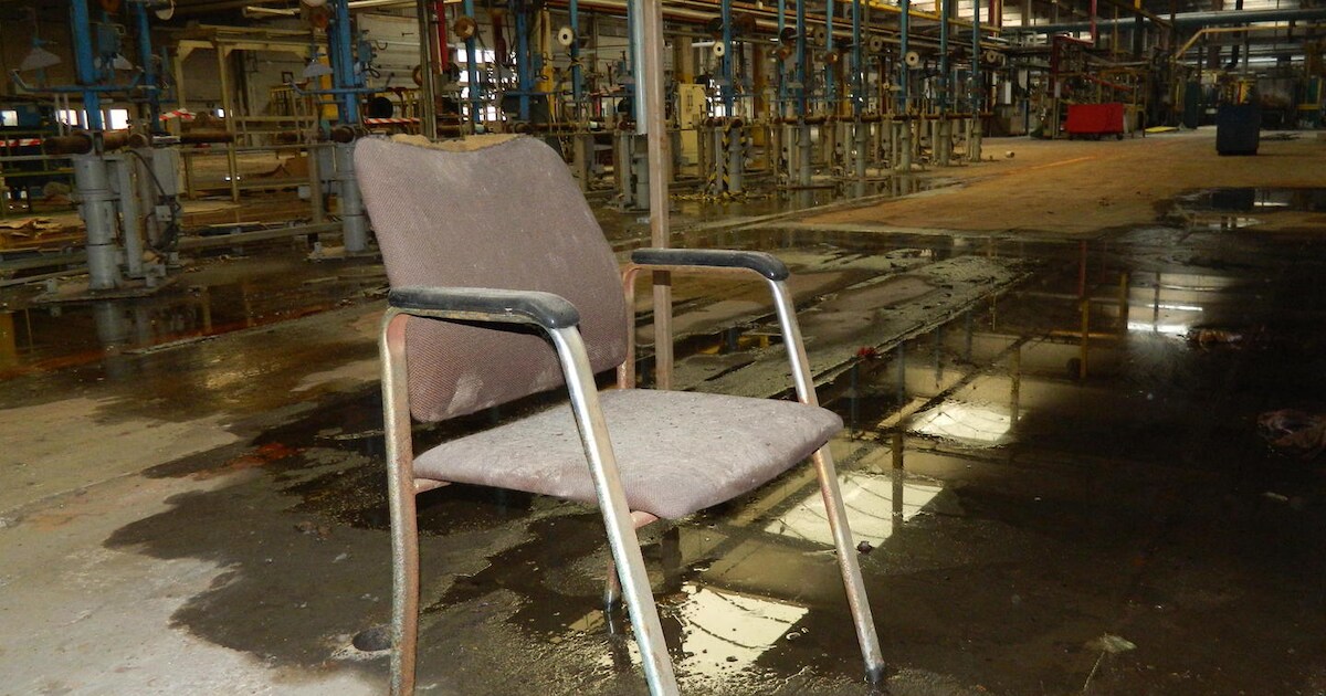 Verlaten Bekaert oogt als spookdecor | Aalter | HLN.be