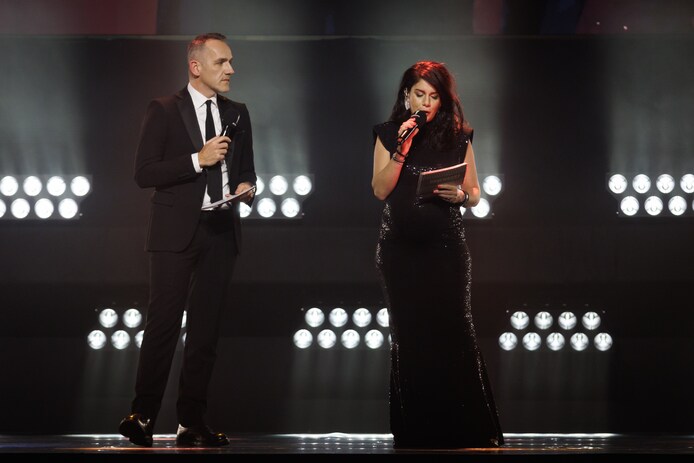 Vrouwen triomferen op de Ensors: ‘Nonkels’-actrice Isabelle Van Hecke en Daphne Agten kapen de ...