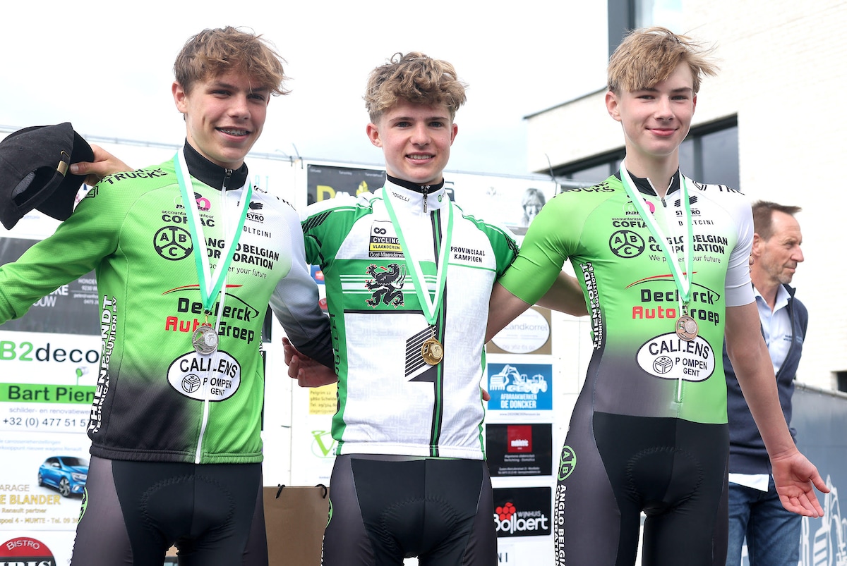 Onder Ons Parike palmt in Munte bij de eerstejaars met Miel Heuninck ...