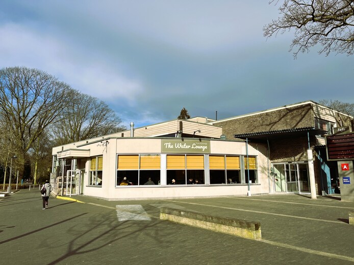 Zwembad The Water Lounge in Merksem zoekt overnemer | Antwerpen | hln.be