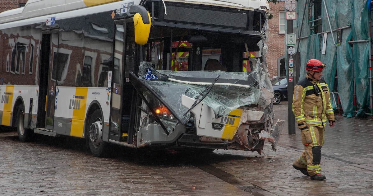 Recordaantal ongevallen met bussen en trams van De Lijn vorig jaar, ook ...