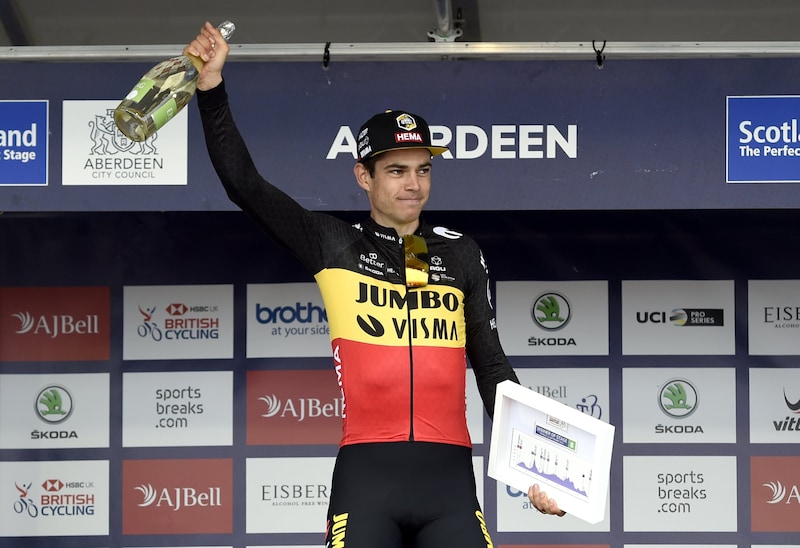 Tourwinnaar Pogacar wint Vélo d’Or, Van Aert derde | Wielrennen | HLN.be