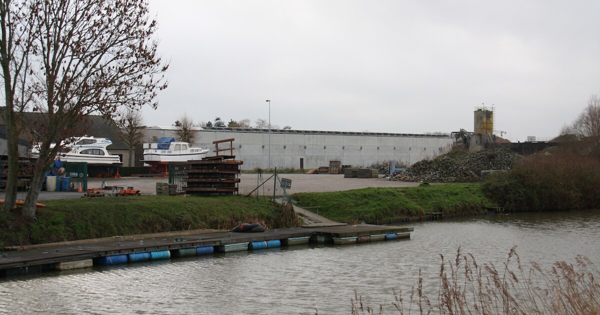 Toch geen camperparking in de Heernisse: locatie nodig om slib in schip ...