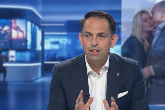 Tom Van Grieken is zondag studiogast bij VTM NIEUWS: stel hier uw vraag ...