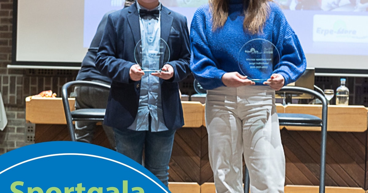 Roger De Vlaeminck eregast tijdens huldiging van sportkampioenen in ...