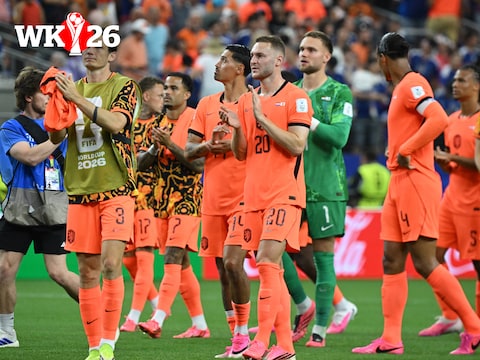 “Zijn het mijn ogen?”: waarom voetbalfans steen en been klagen na match ...