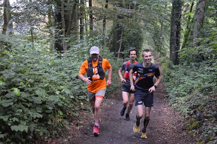 100 kilometer, een marathon of 12,1 kilometer lopen rond ‘t Rosco op 28 ...
