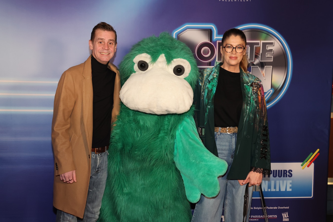 IN BEELD. Koen Wauters met zoon Nono en Willy Sommers stelt nieuwe ...