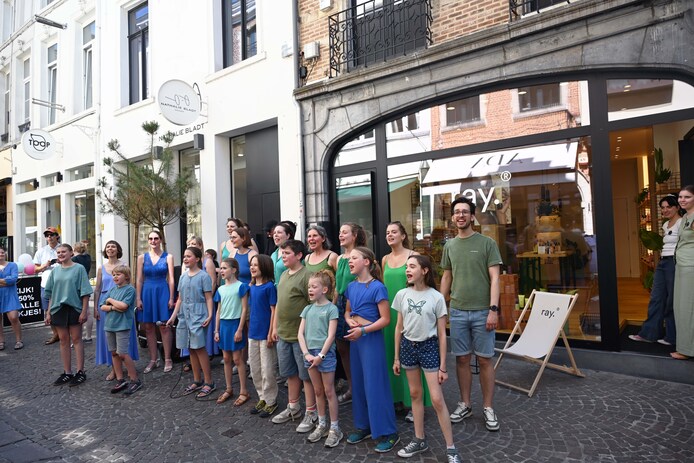 Warme editie van De Langste Dag in Leuven zorgt voor grote opkomst ...