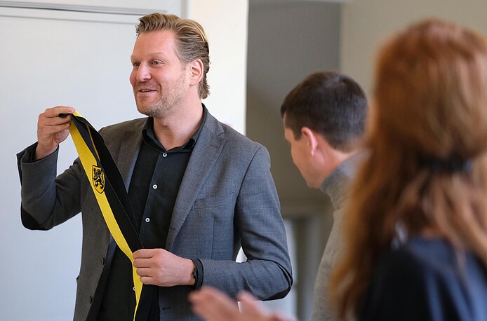 Wouter Allijns (40) neemt schepenambt van Arne Vandendriessche over ...