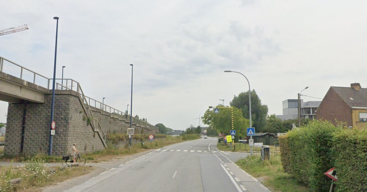 Kruispunt Visserskaai twee maanden dicht, voor inrichting veilige fietsoversteek | Kortrijk | HLN.be