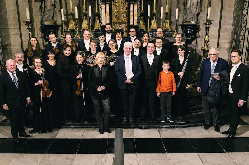 Prins Laurent pikt nieuwjaarsconcert mee in Eeklo: “Eer voor het orkest ...