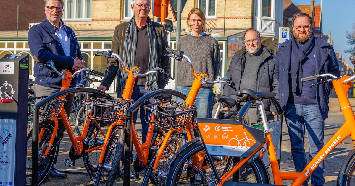 Met deze oranje deelfietsen trek je erop uit in De Panne, Koksijde en ...