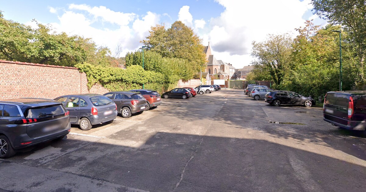 Parking Onze-Lieve-Vrouwinstituut nog een week niet bereikbaar | Sint ...