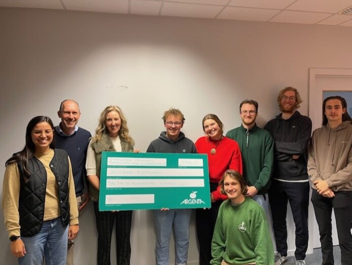 Bal van de Burgemeester levert 2.500 euro voor Kortenbergse jeugd op ...