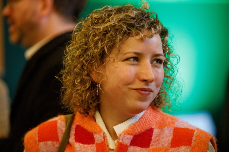 Vlaams Belanger gebruikt mannelijke naam voor Petra De Sutter: “Een ...