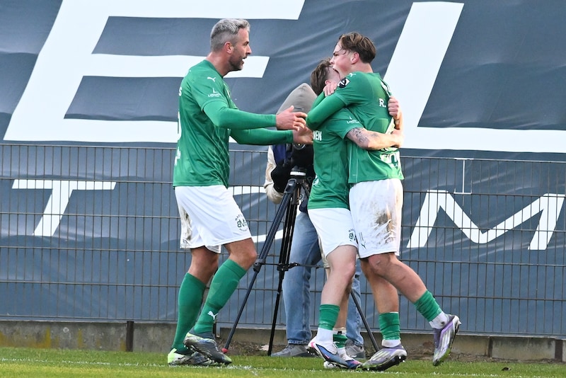 “Met mijn broer op het veld? Droom die uitkomt”: Robin van Duiven helpt ...