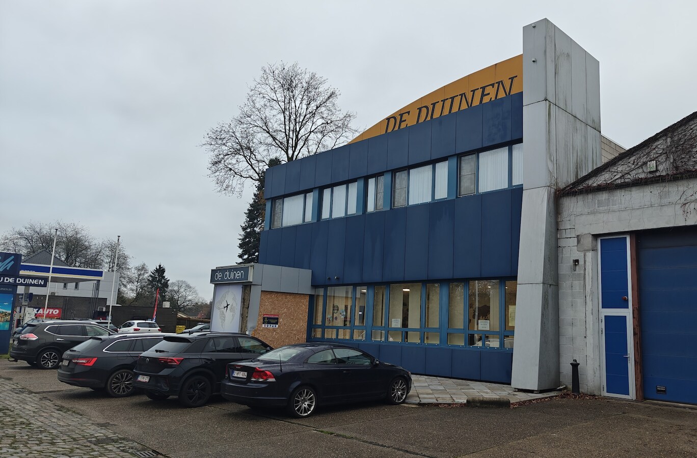 Werknemers Hansea ‘De Duinen’ leggen werk voor eerste keer spontaan ...