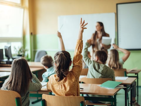 Morgen onderwijsjobbeurs in TSM: scholen zoeken leerkrachten en zij ...