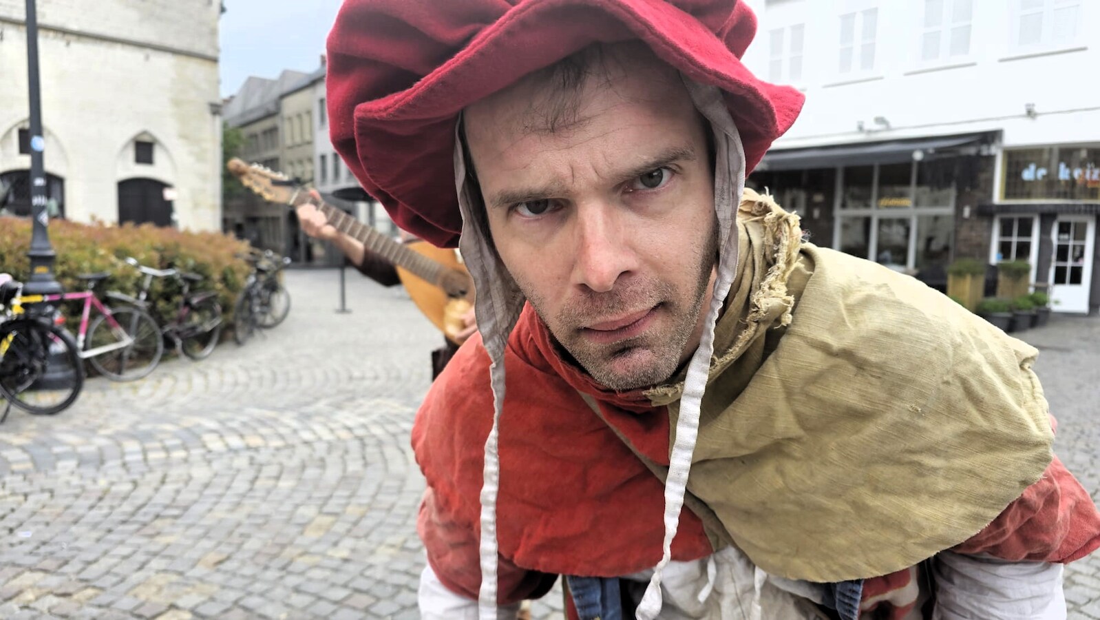 Middeleeuws dorp en lentemarkt lokken volk naar koopzondag: “Volgend ...