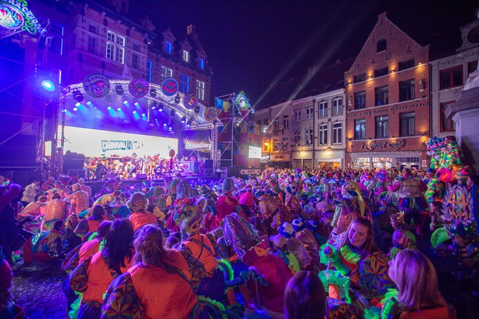 Strenge regels voor sterke drank en rookverbod goed nageleefd tijdens ...