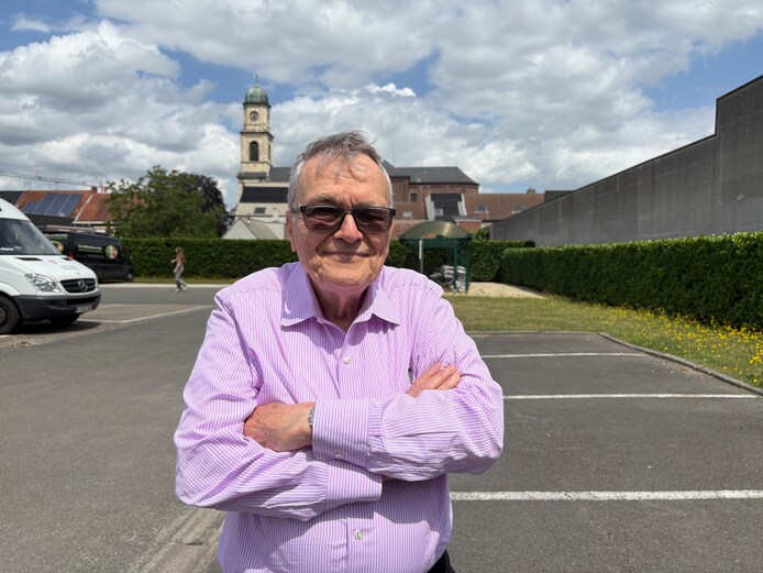 Na 81 jaar keert Charles (87) terug naar Nazareth, waar bakkerskoppel ...