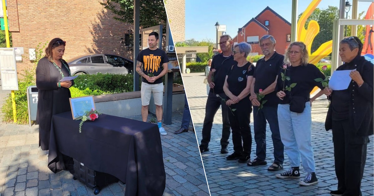 Symbolische begrafenis in Laakdal voor verdwijnende busritten: “Haltes ...