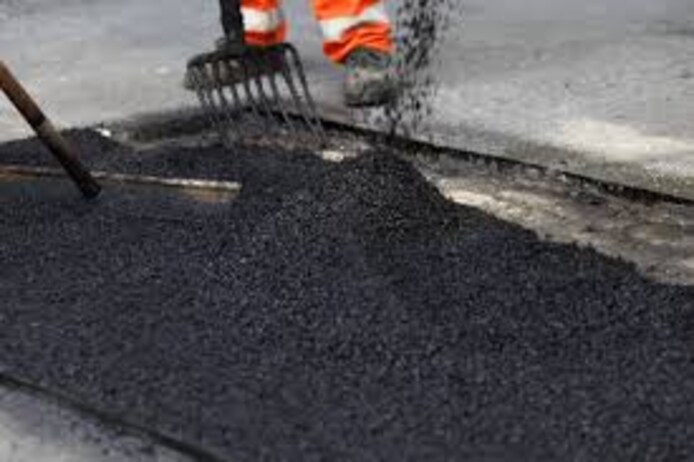 Politie waarschuwt voor asfaltoplichters | Steenokkerzeel | hln.be