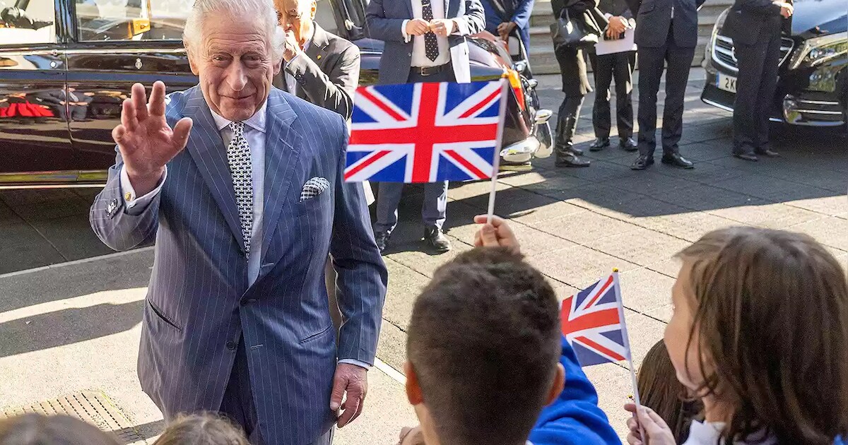 "Hoe oud ben jij?": koning Charles krijgt vraag van nieuwsgierig kind ...