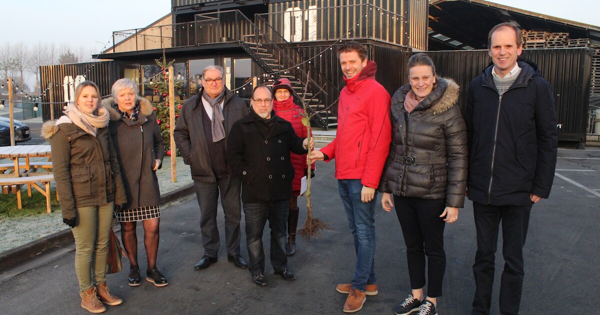 Veurns bestuur start ronde langs bedrijven en doet ondernemers een ...